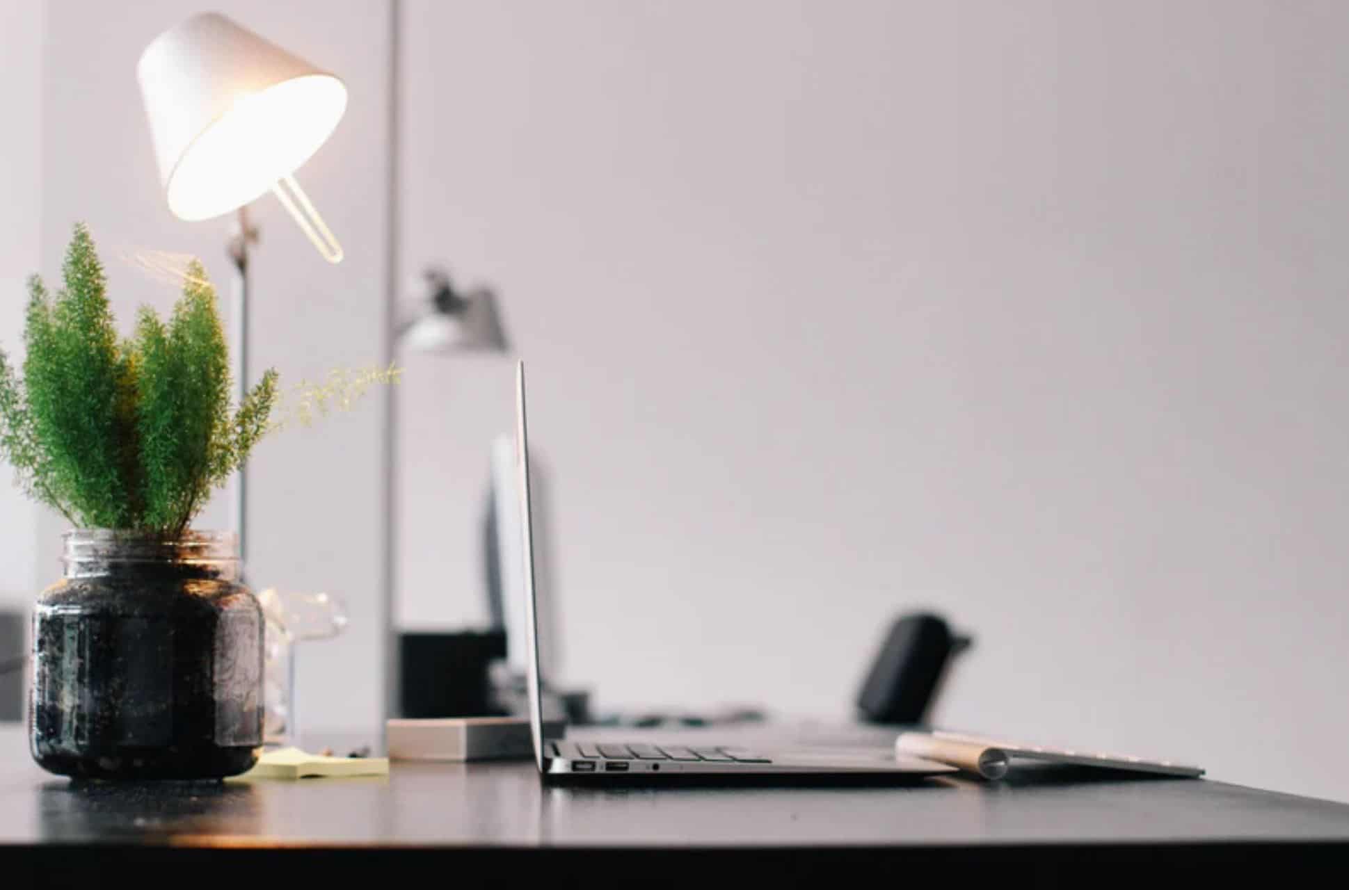 What is the Best Lighting for an Office Space?