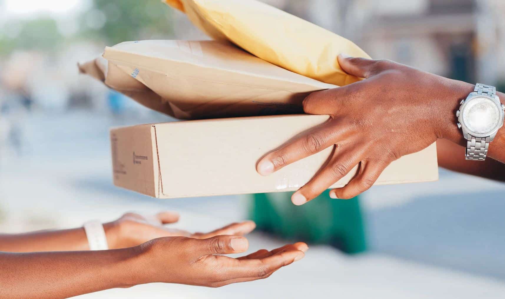 Top 10 Best Courier Companies in USA