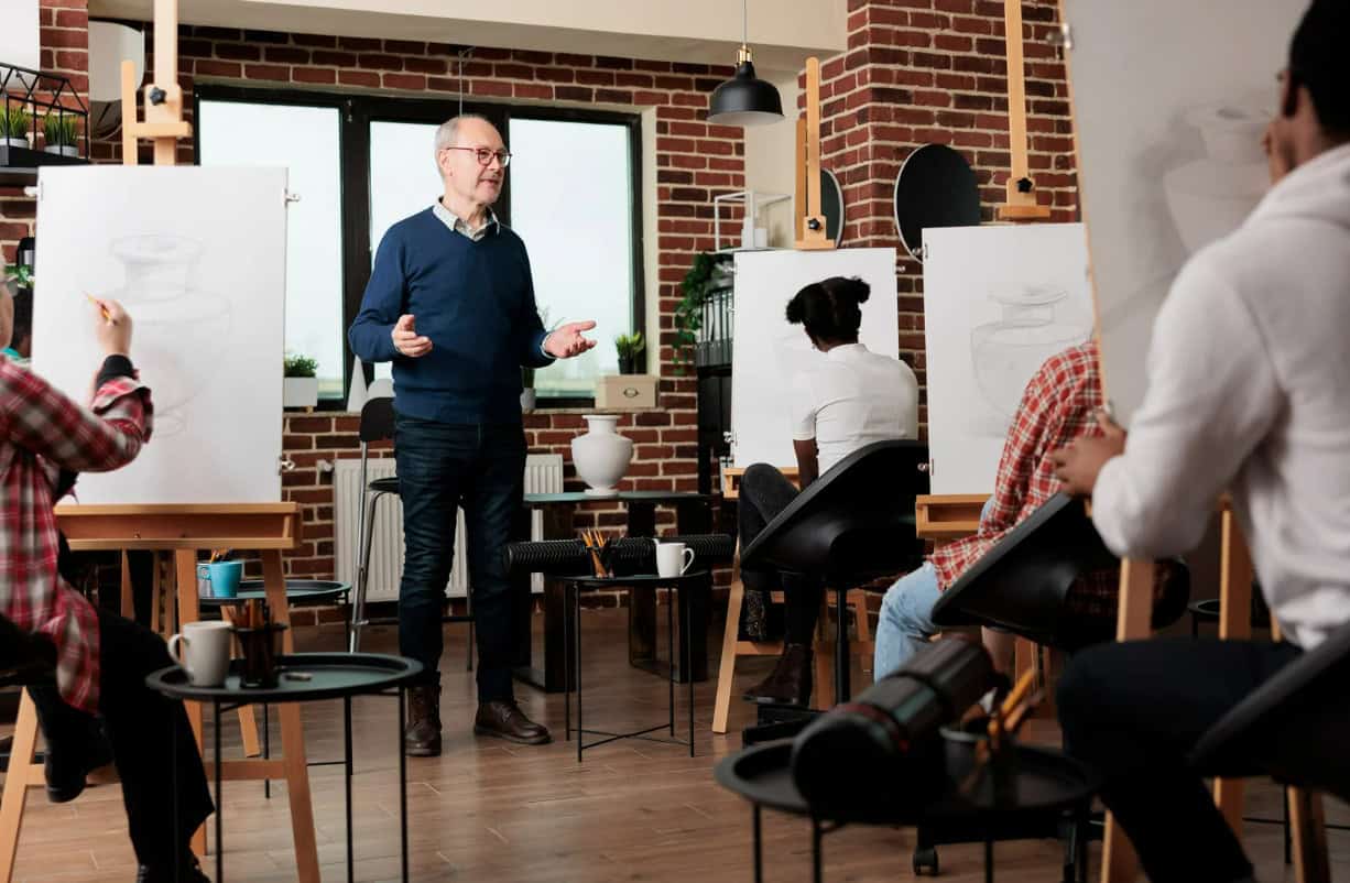 10 Careers For People With Drawing Skills in 2025